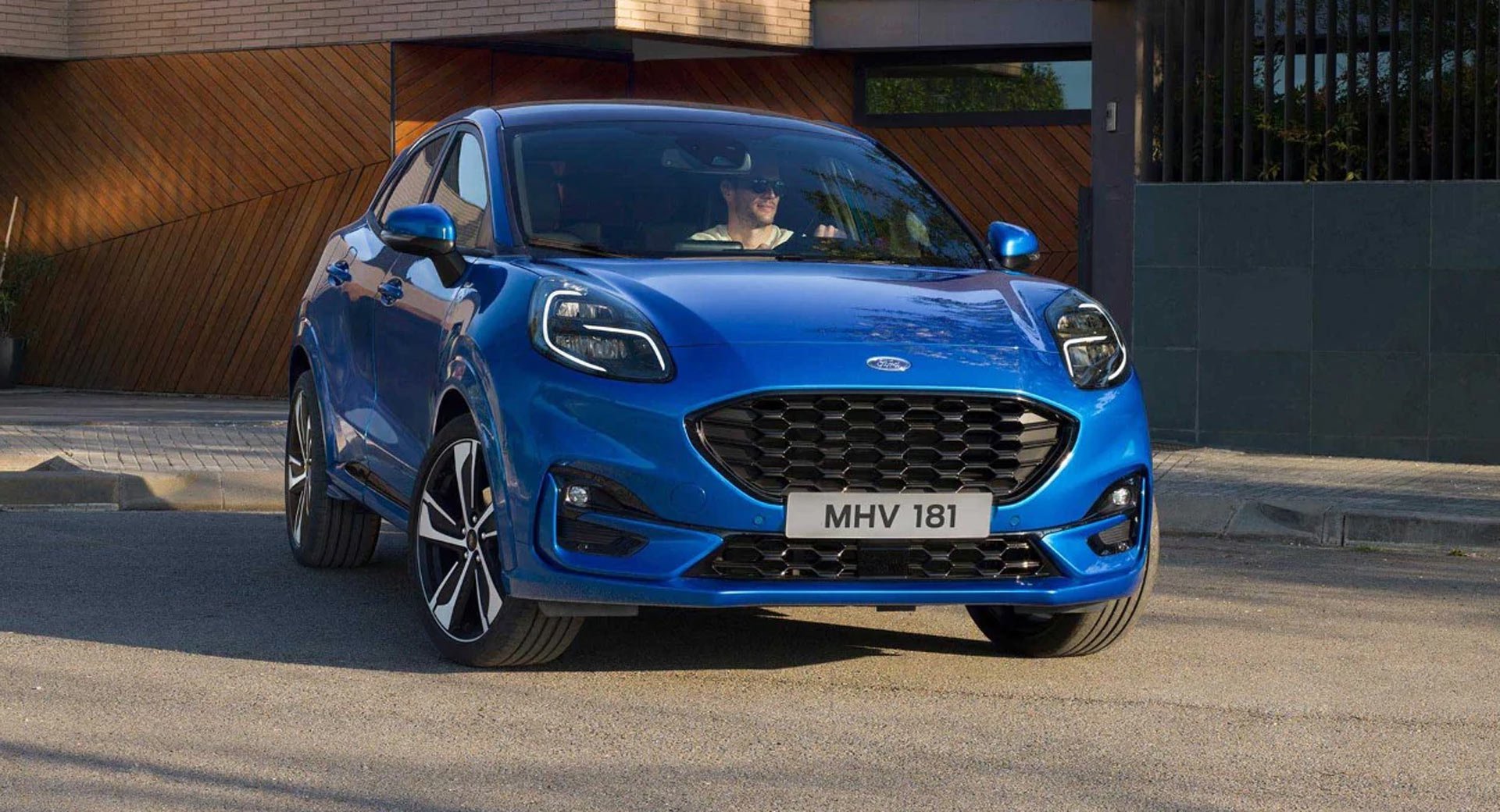 Novi crossover Ford Puma donosi zavodljiv dizajn, najveći prtljažnik u ...