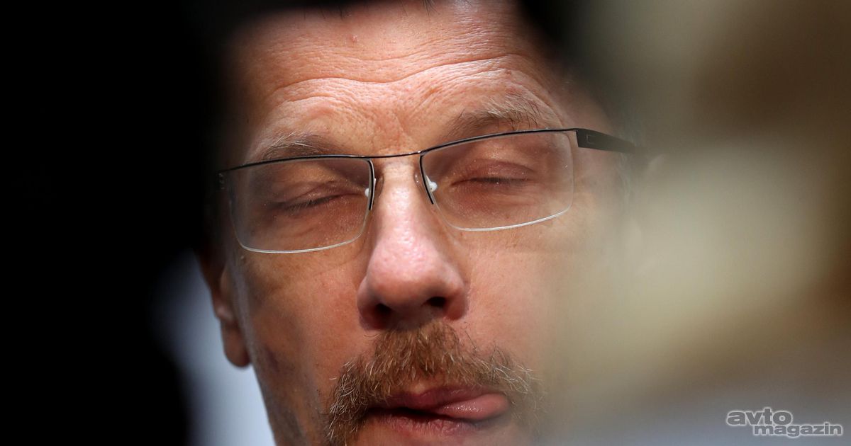 Je li normalno da Boris Vujčić i njih još 7 imaju 2x višu plaću od ...