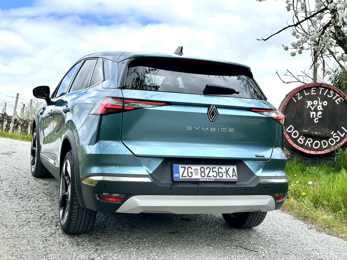 Simboza Captura i Australa pun je pogodak, vozi se k'o po šinama ...